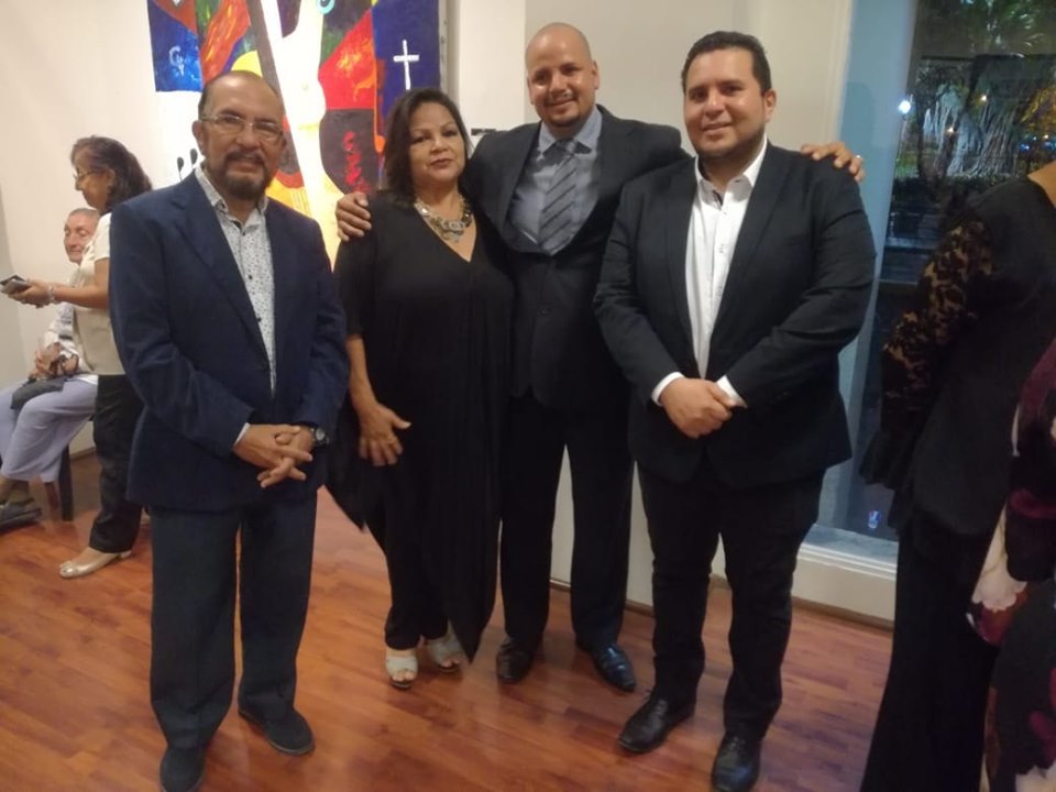 El pintor Jorge Vaca, lleva a Guayaquil su reciente muestra "Colores y ...