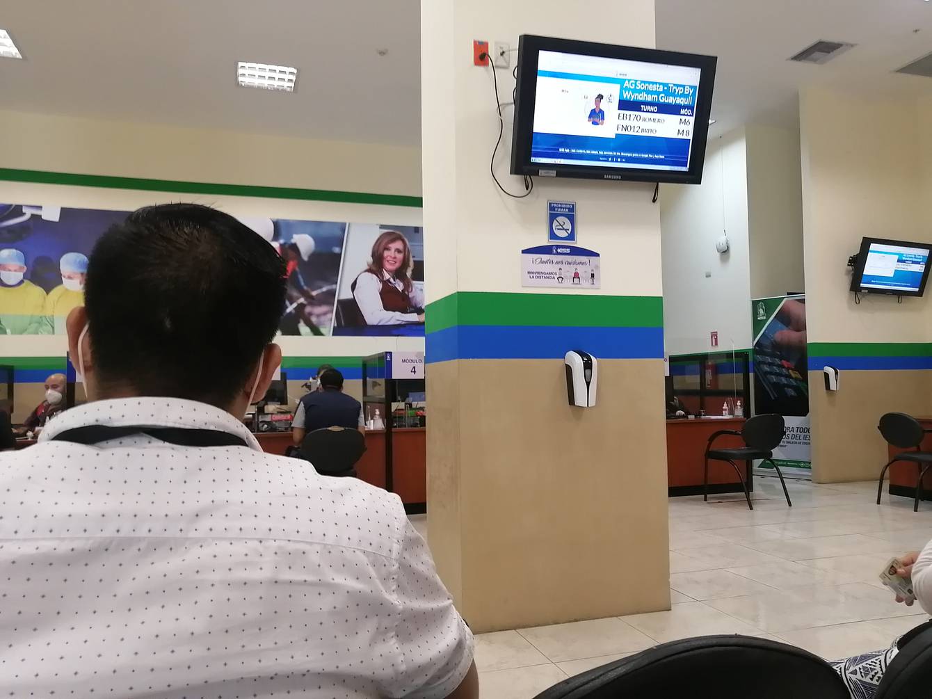 Diez trámites para los que se necesita sacar un turno virtual en el IESS