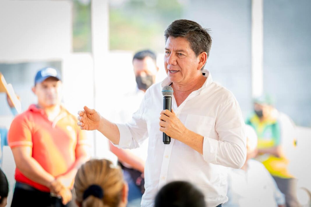 La Prefectura de Los Ríos construye moderno complejo deportivo en ...