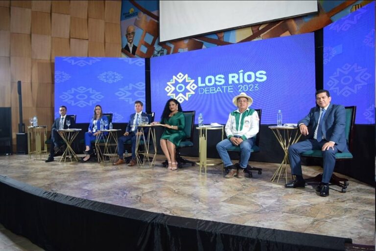 El ‘cara a cara’ de candidatos a la Prefectura de Los Ríos se realizó sin mayores contratiempos ...