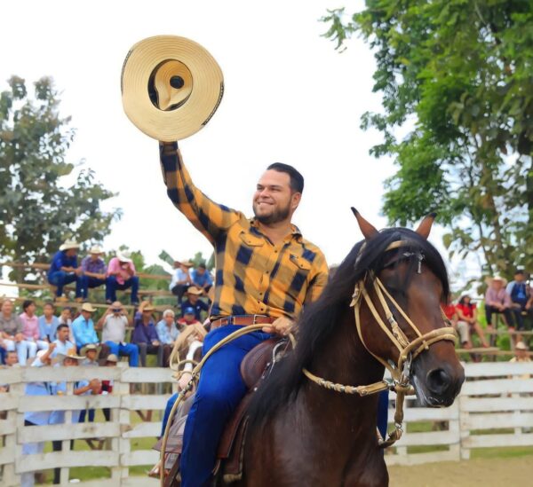 Alfonso Montalván, el Alcalde que arrasó en Vinces - ALDIA | Noticias ...
