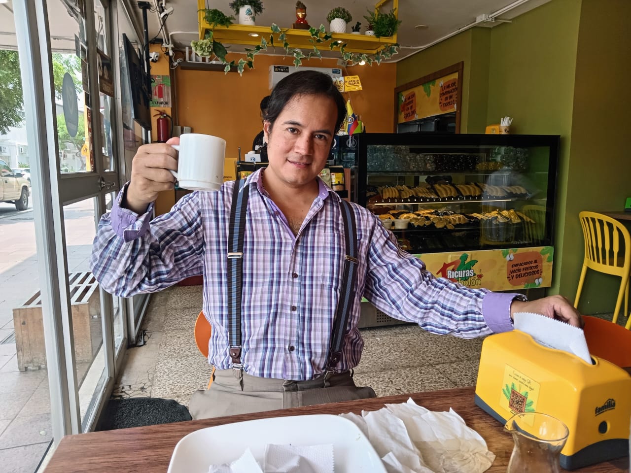 Dr. Mauricio Lomas Guim: El Médico y Escritor que transforma la salud ...